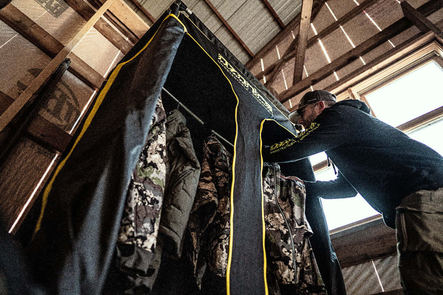 Ozonics O.N.E. Gear Locker for Deodorizing Apparel | Ozonics Hunting
